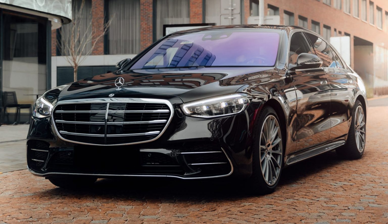 Mercedes-Benz S580 2021 Version Introduces The Tech And Comfort